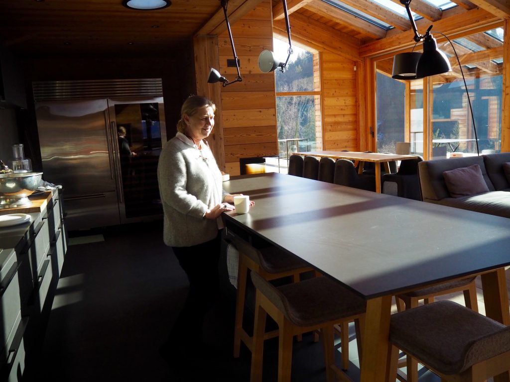 Hélène Roux - Arâches-la-Frasse - In Kitchen With